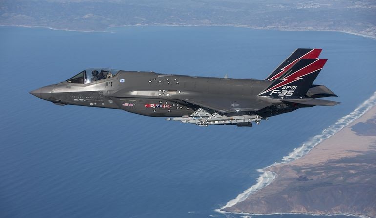 Pierwsze odpalenie AIM-9X przez samolot F-35