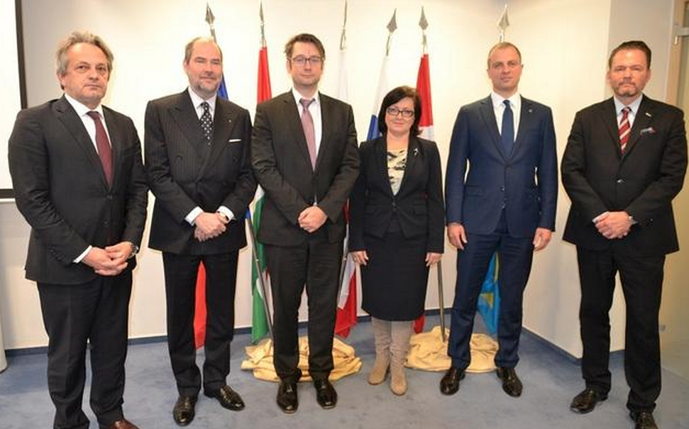 Minister Szatkowski na rozmowach Grupy Wyszehradzkiej