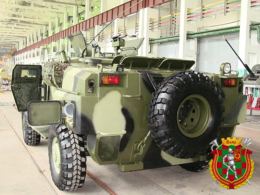 Białoruś zmodernizuje transportery BTR-70