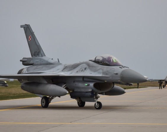 Polish F-16 Jets Intercept a Russian Spy-Plane | Defence24.com