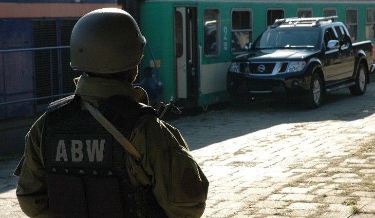 Ammunition, grenades and electric shock weapons for the Polish Internal ...