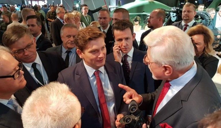 Deputy Minister Kownacki visits the PCO's Booth at the MSPO Defence ...