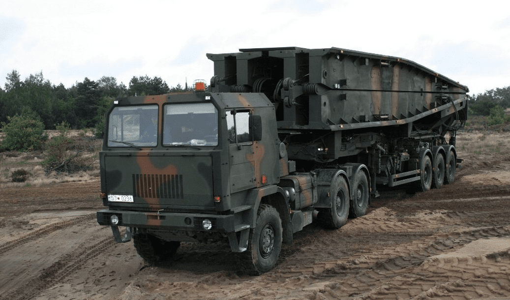 Polish Army Acquires Assault Bridges For The Leopard Tanks