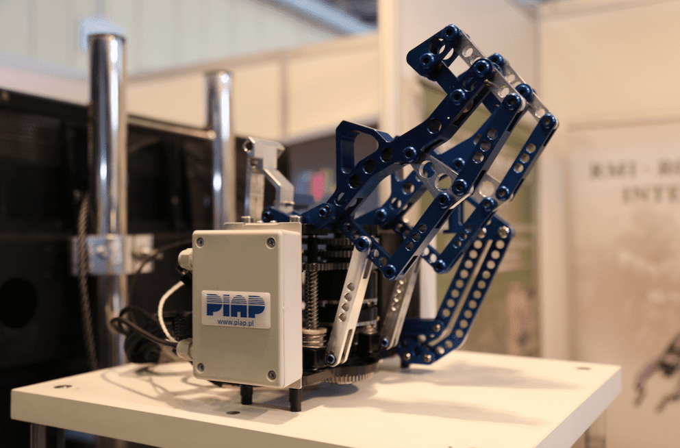 Polish PIAP Gripper Will Help To Remove Space Debris