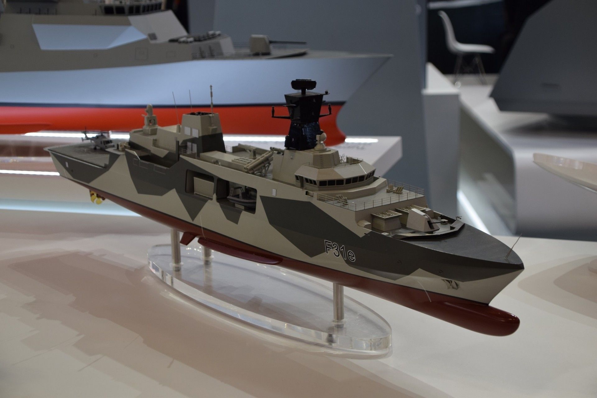 Trzy konsorcja w programie lekkich fregat dla Royal Navy