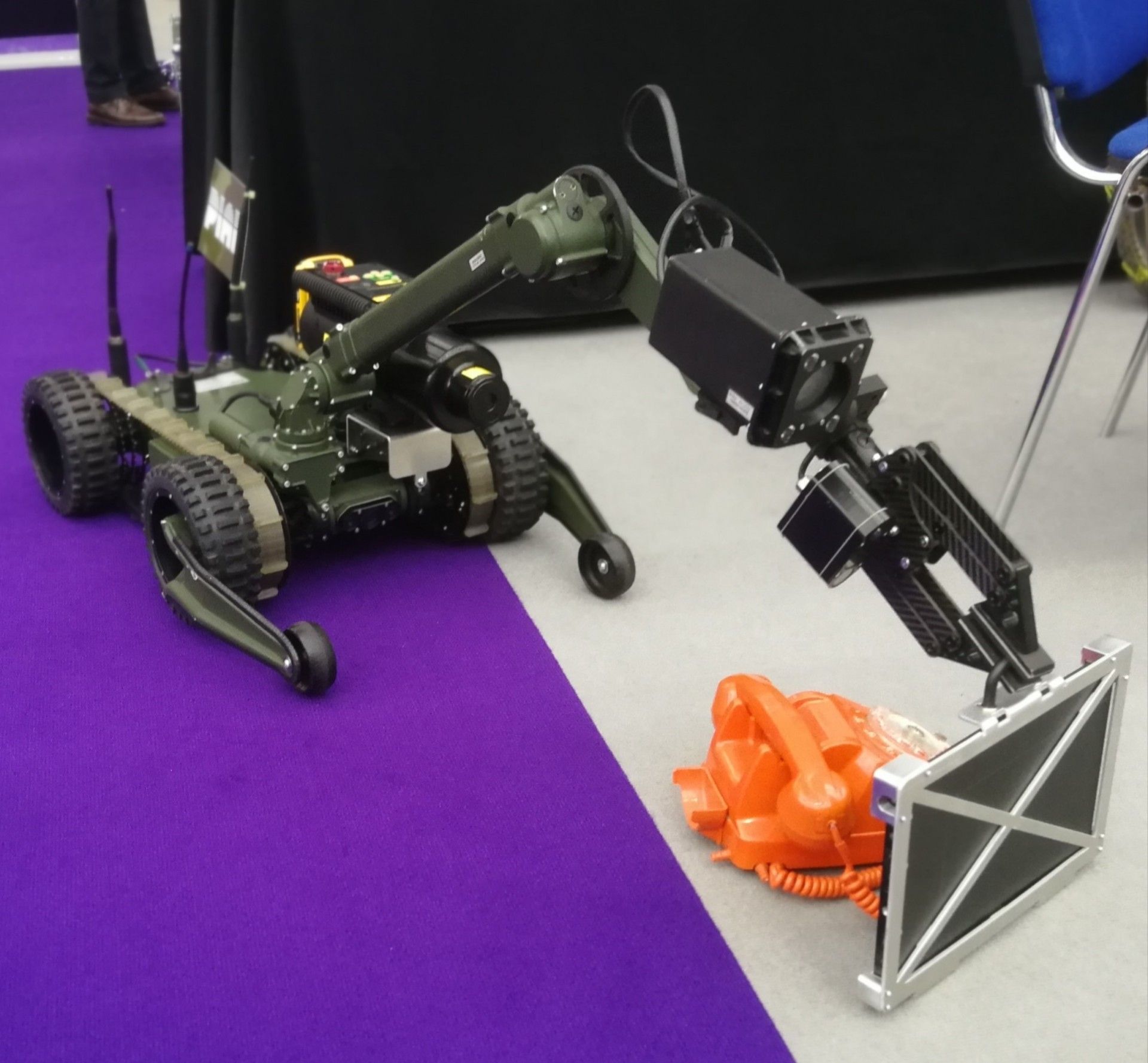 Polski robot mobilny z systemem RTG w Londynie