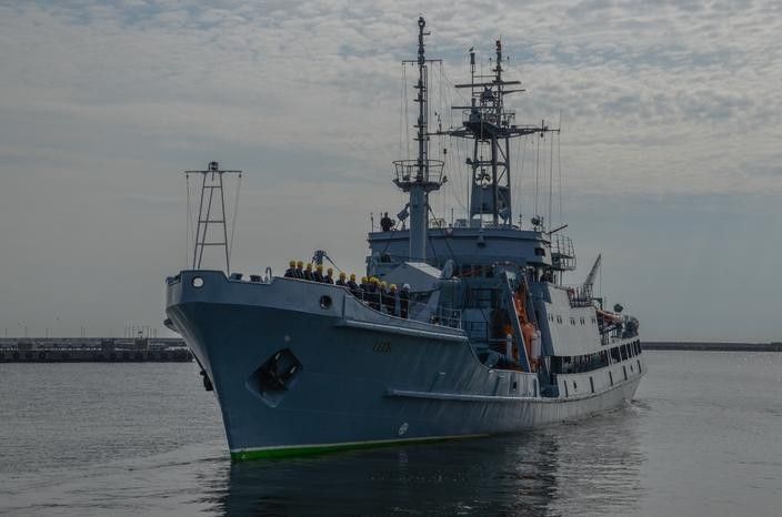 ORP Lech płynie do Rygi | Defence24