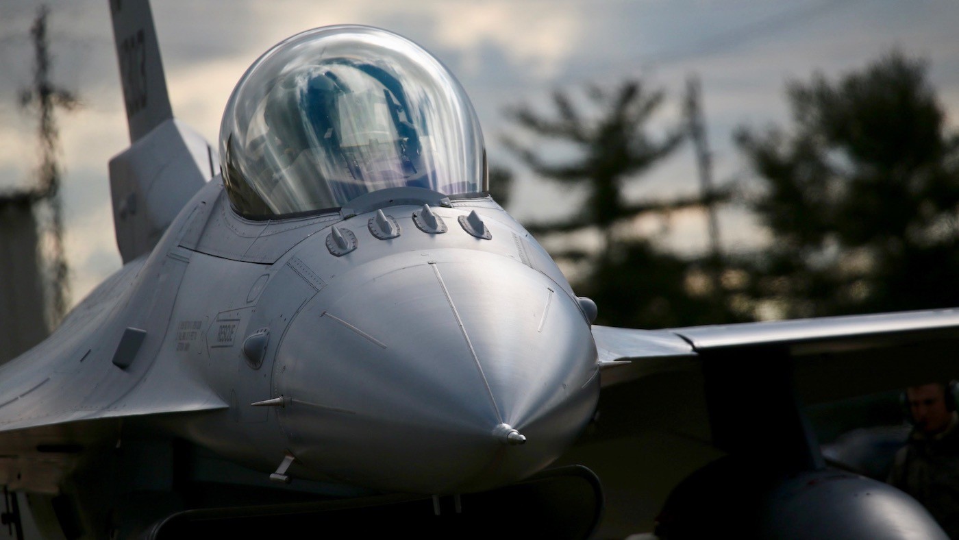 Ponad 100 radarów AESA dla amerykańskich F-16