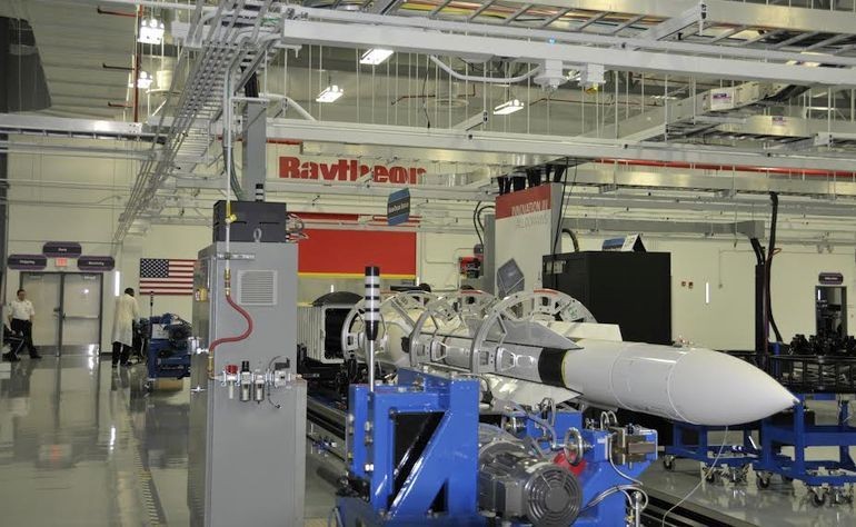 SM-6 amerykańskim uzbrojeniem hiperdźwiękowym