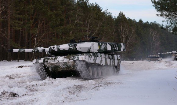 Polish Army Takes Delivery of Leopard 2PL Main Battle Tanks