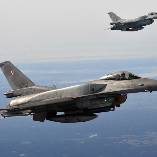 Polskie F-16 nad krajami bałtyckimi | Defence24