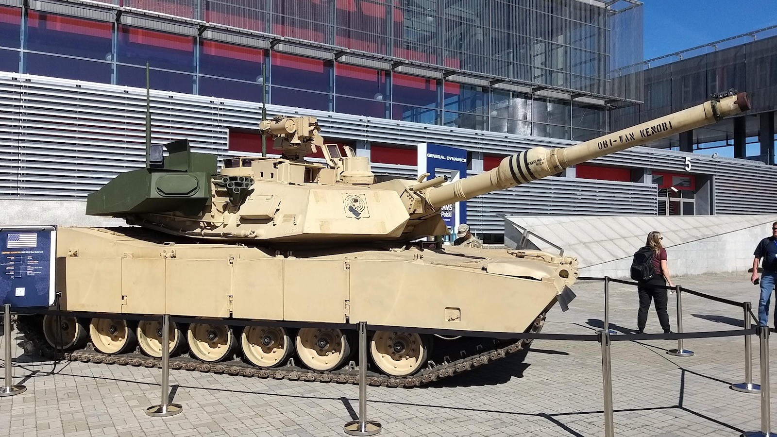 MSPO 2021: Abrams z aktywnym pancerzem | Defence24