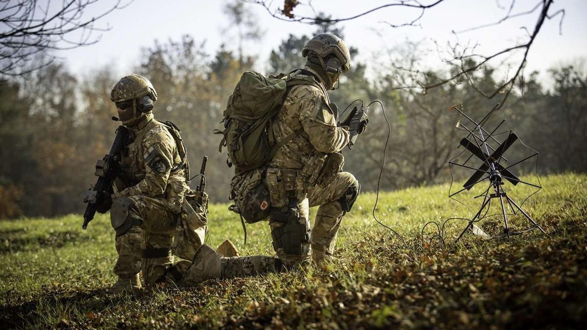 Przetarg na berety i kominiarki dla specjalsów i żandarmerii ...