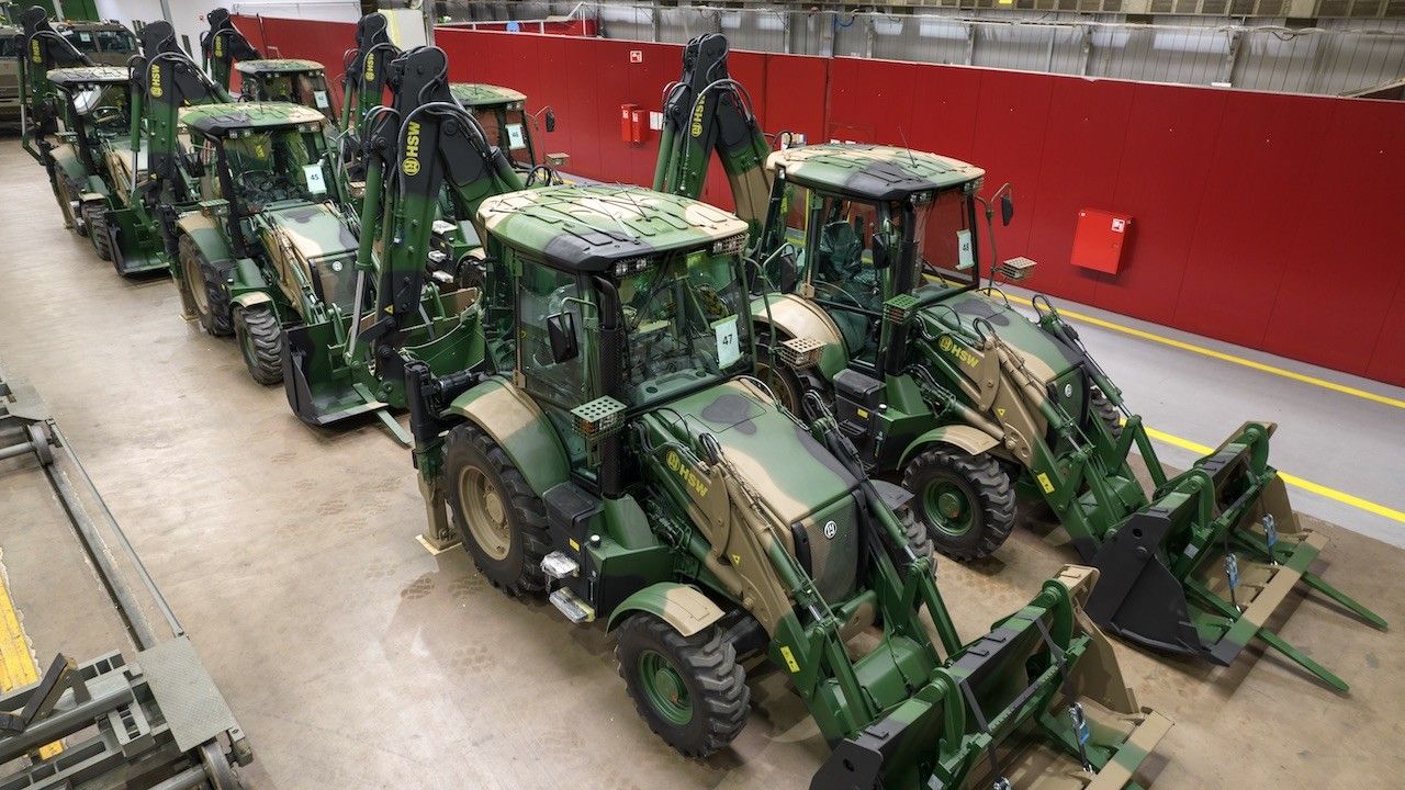 HSW dostarcza wojsku sprzęt inżynieryjny | Defence24