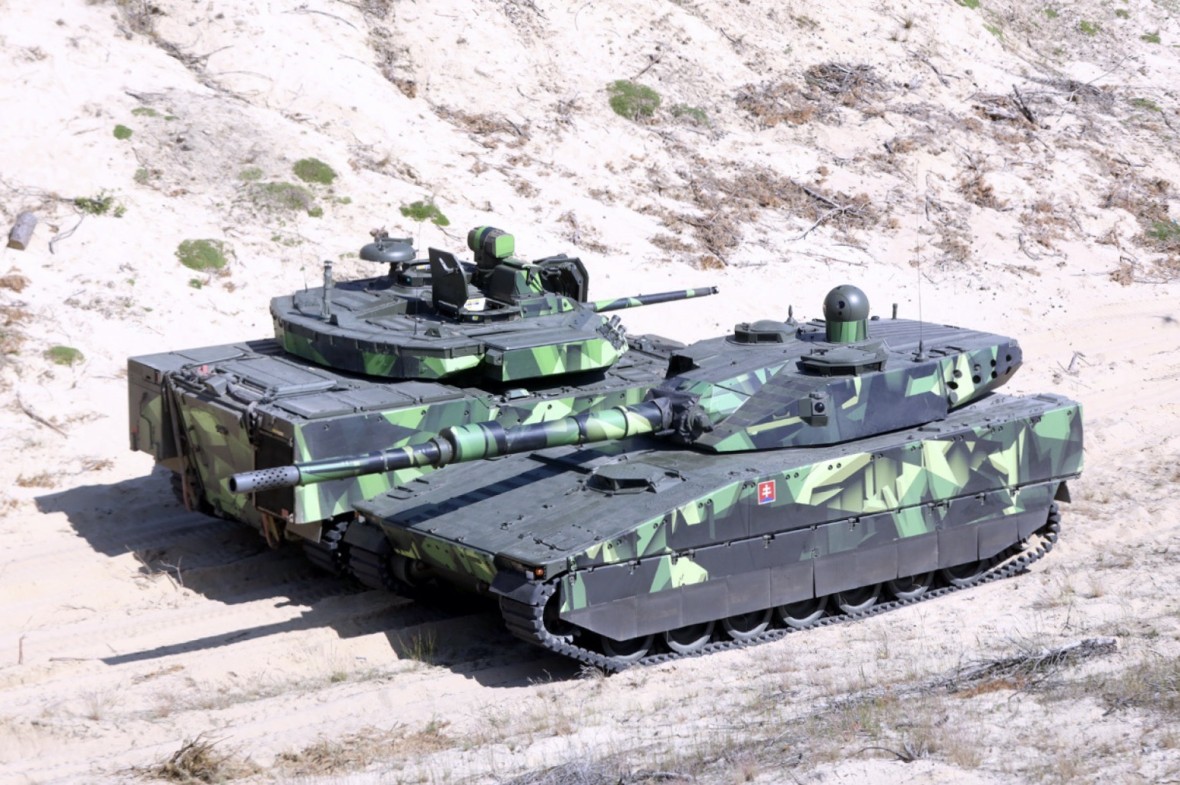 CV90 oferowany Słowacji z offsetem i kredytem | Defence24