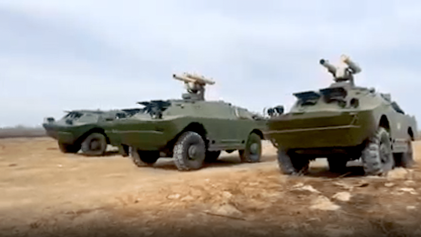 Ukraina: Przeciwpancerne BRDM jadą na front [WIDEO] | Defence24