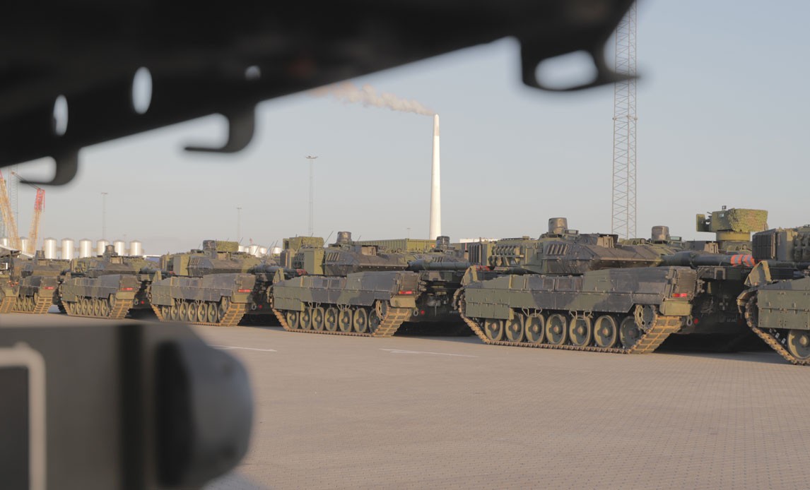 Latest Leopard 2A7 MBTs Deployed to Poland for the First Time ...