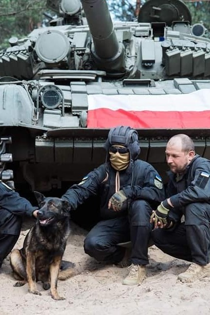 Ukraine Unveils the Modified T-72 MBTs from Poland and the Czech ...