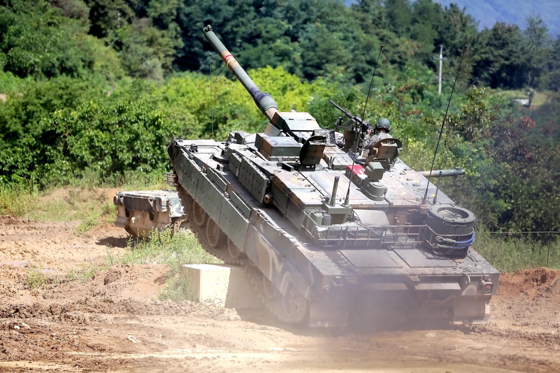 Korea: Są fundusze na trzecią partię czołgów K2 | Defence24