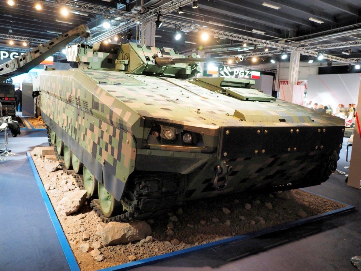 Ścieżki do Borsuka: jak wykuwał się polski BWP [ANALIZA] | Defence24