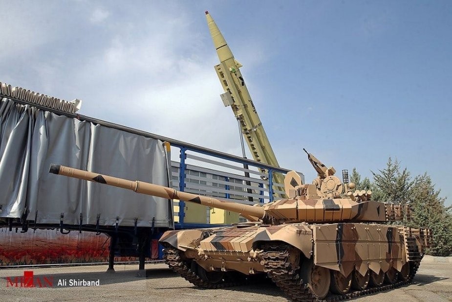 Nowe ujęcia irańskiego czołgu Karrar | Defence24