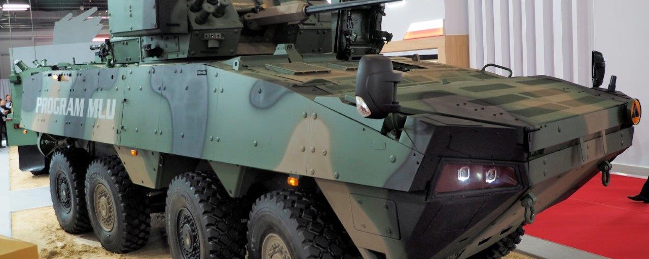 ZSSW na zmodernizowanym Rosomaku i pancerny Waran. HSW na MSPO 2022 ...