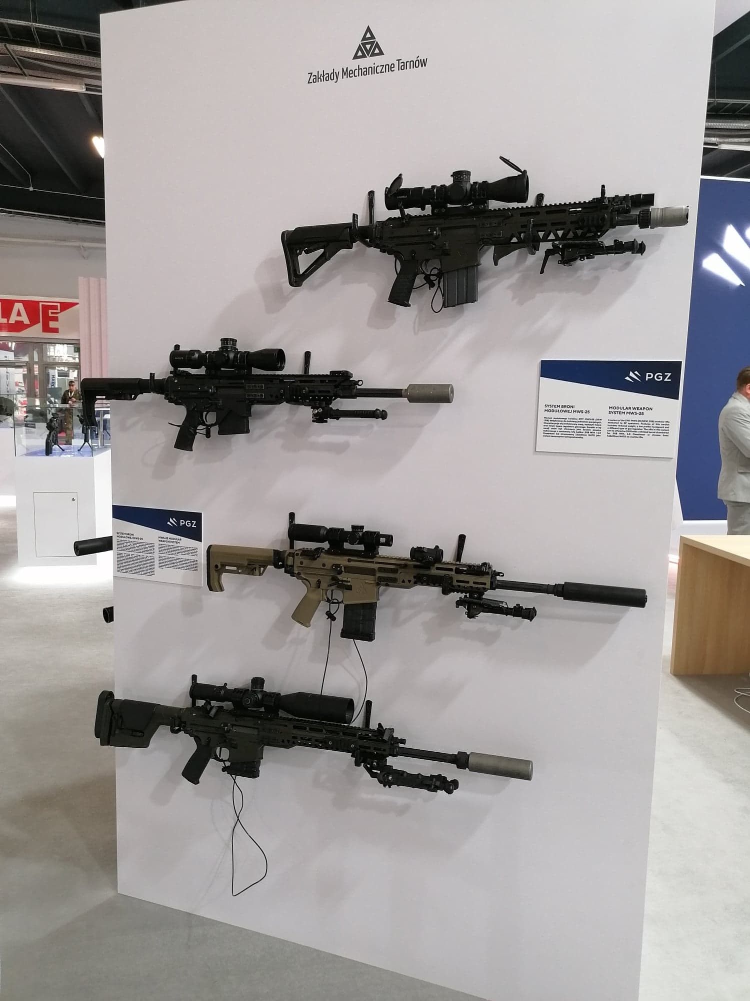 MSPO 2022: Samobieżny system antydronowy i karabiny z Tarnowa