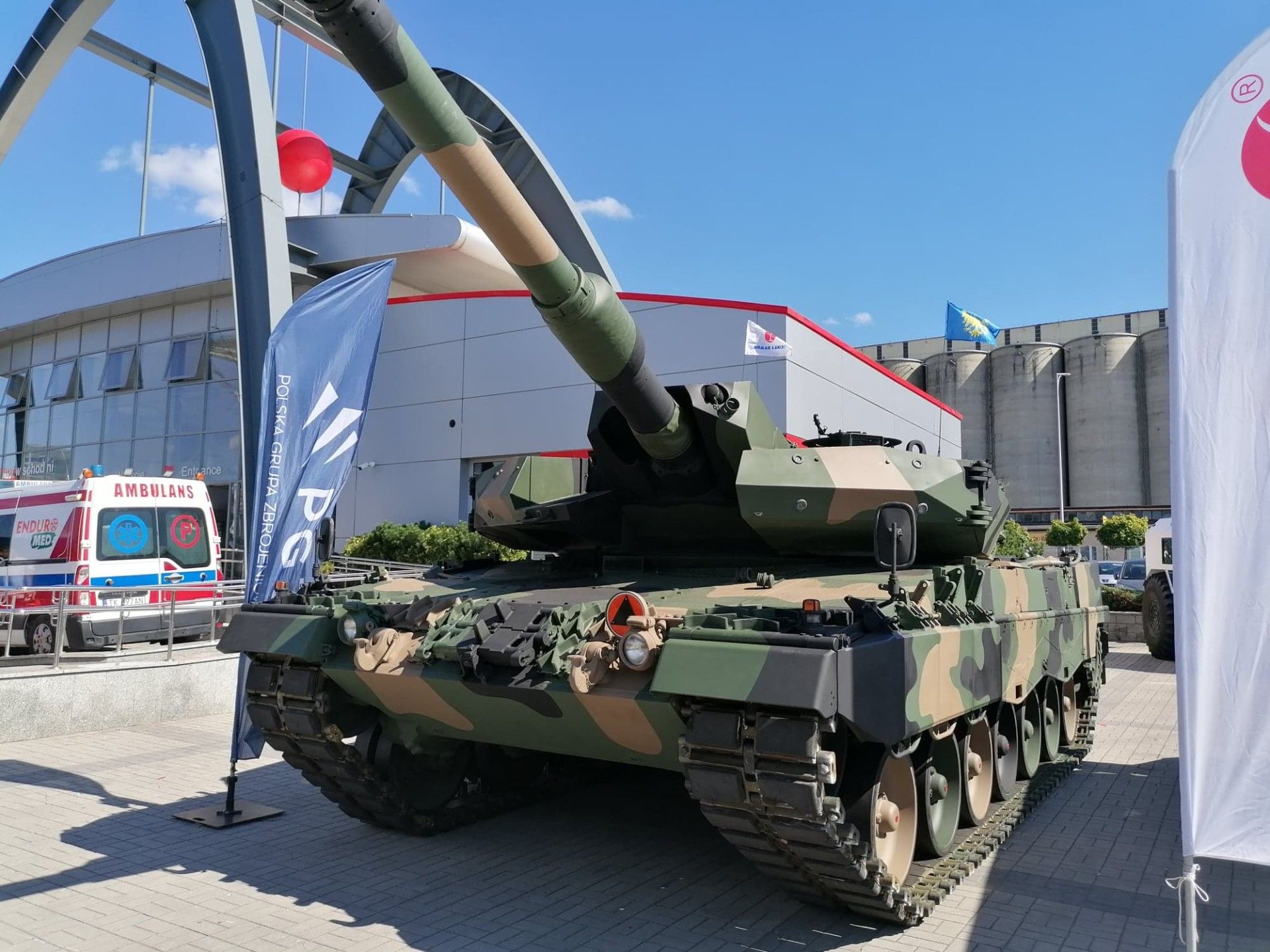 Bumar-Łabędy na MSPO 2022 z najnowszym Leopardem