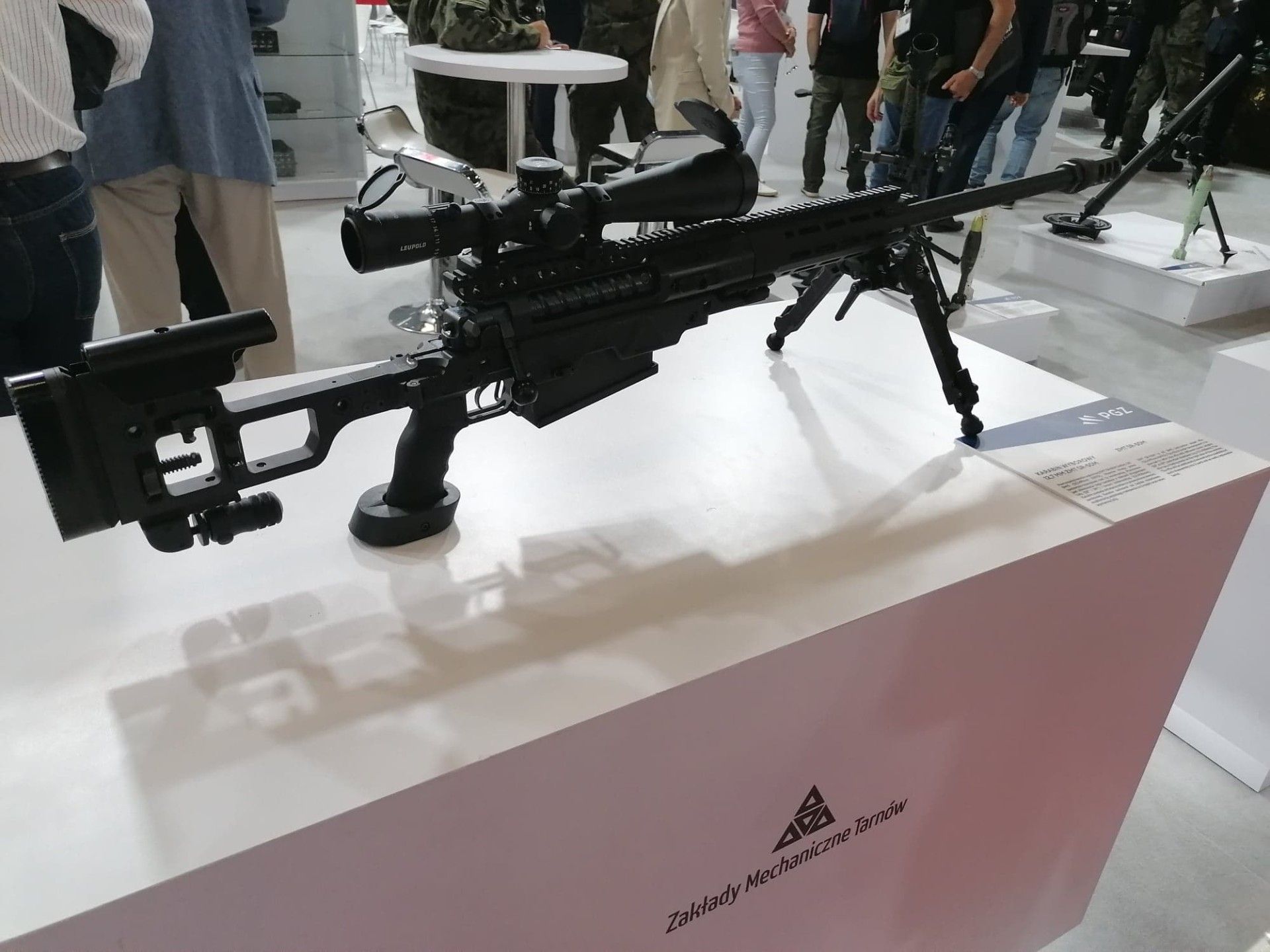 MSPO 2022: Samobieżny system antydronowy i karabiny z Tarnowa