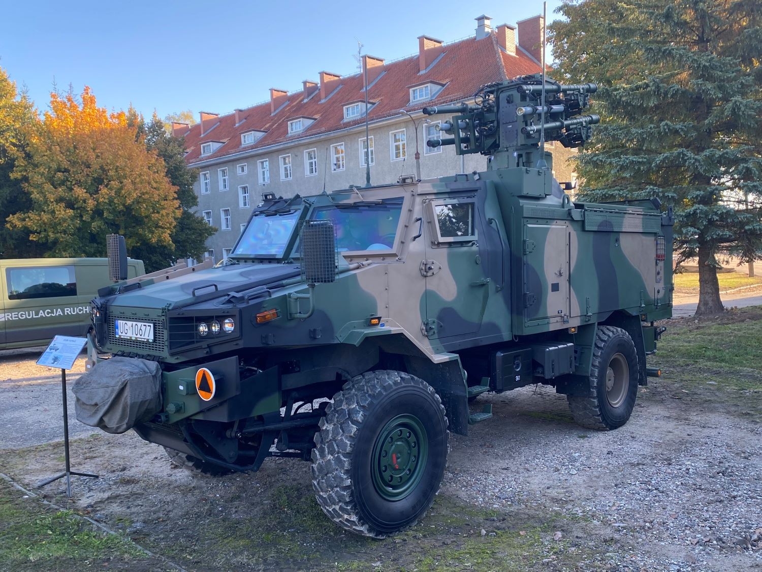 Rekordowe zakupy broni w 2023 roku. MON wyda 100 mld zł [RELACJA ...