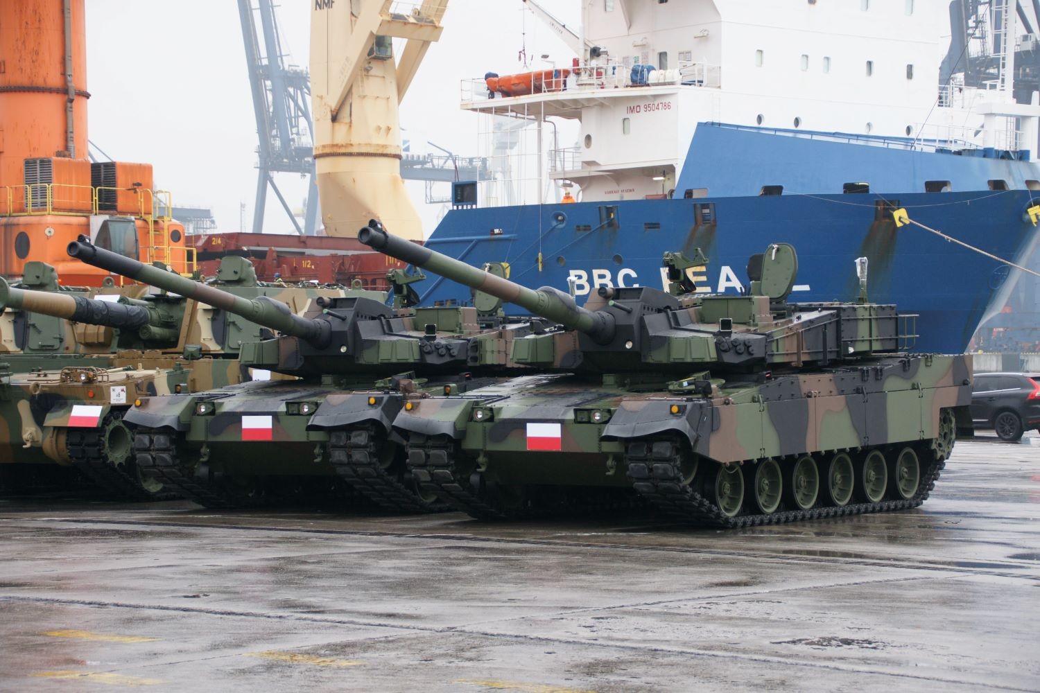 Polskie czołgi K2 i haubice K9 w obiektywie Defence24.pl [FOTO] | Defence24