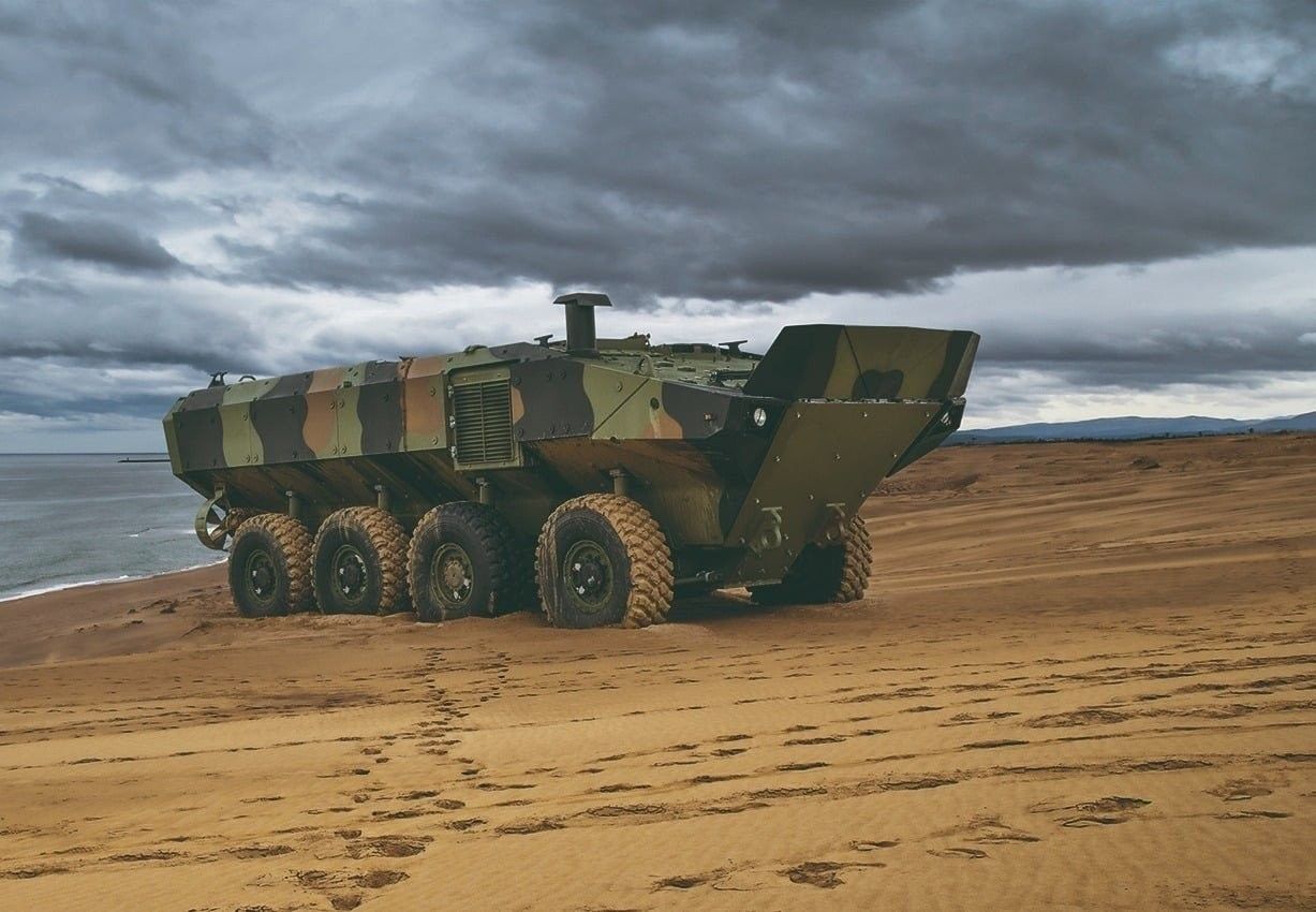 Włosi kupują transportery dla swoich Marines