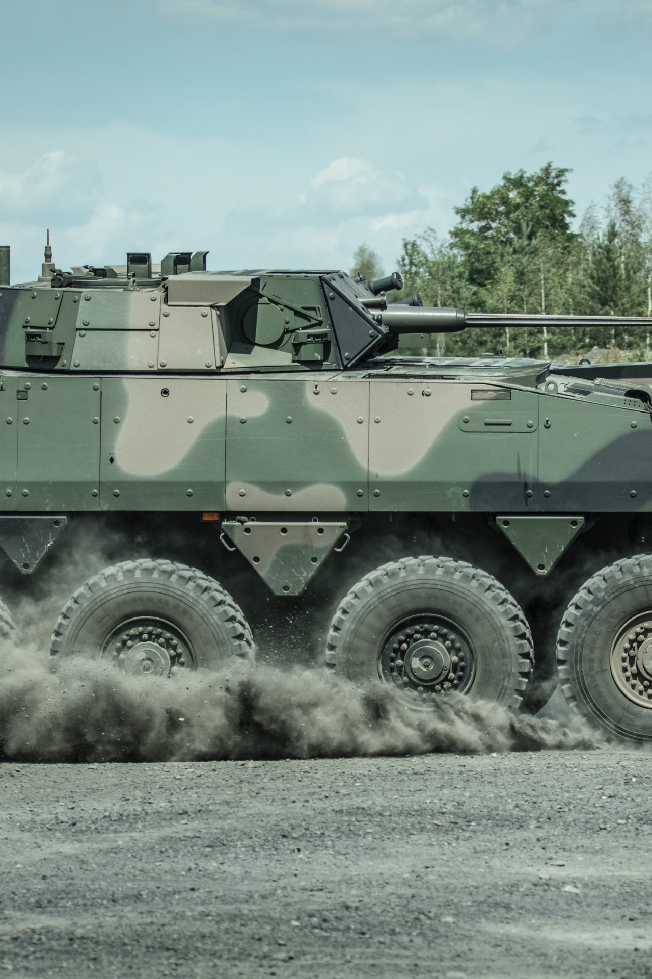 Wybrano dostawcę części zamiennych do armat MK-44 Bushmaster | Defence24