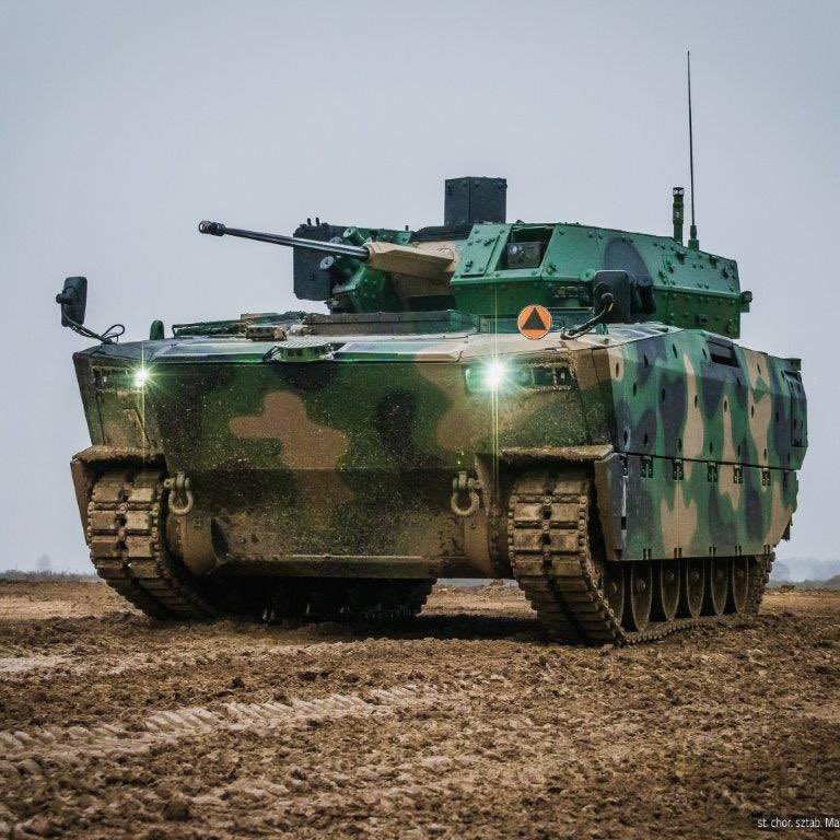 Heavy IFV Alongside the Borsuk Platform? | Defence24.com