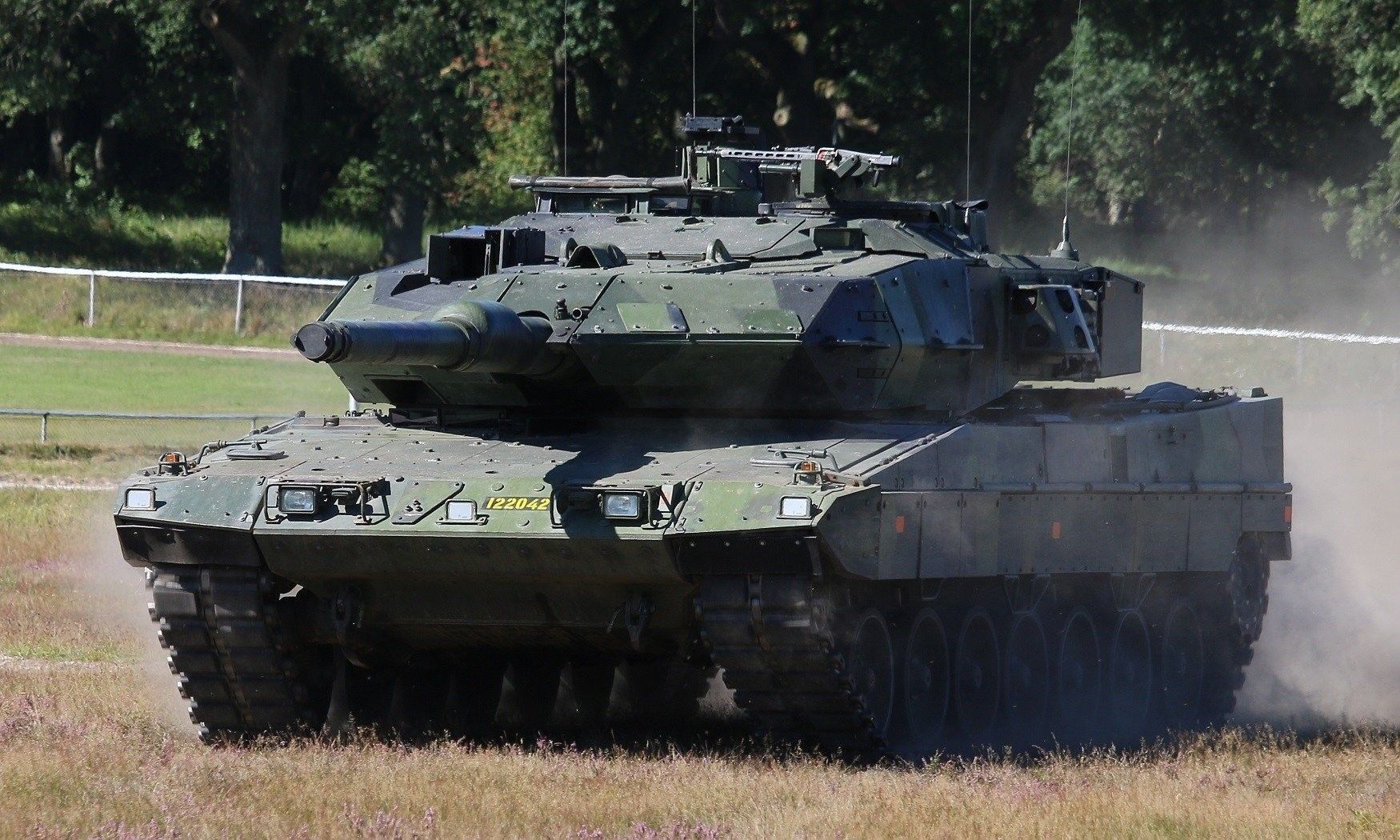 Szwedzkie Leopardy dla Ukrainy | Defence24