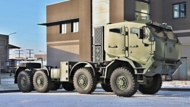 Ukraińska haubica Bohdana na czeskim podwoziu | Defence24