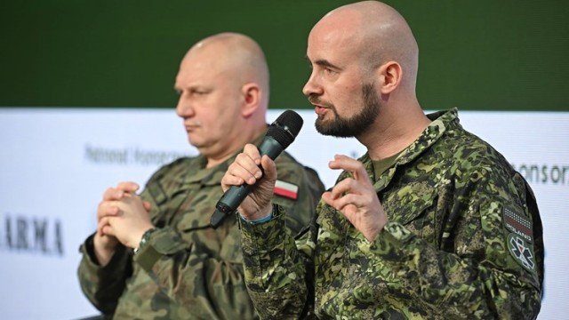 "Najskuteczniejsza obrona to obywatele”, "musimy być lepsi od Rosjan ...