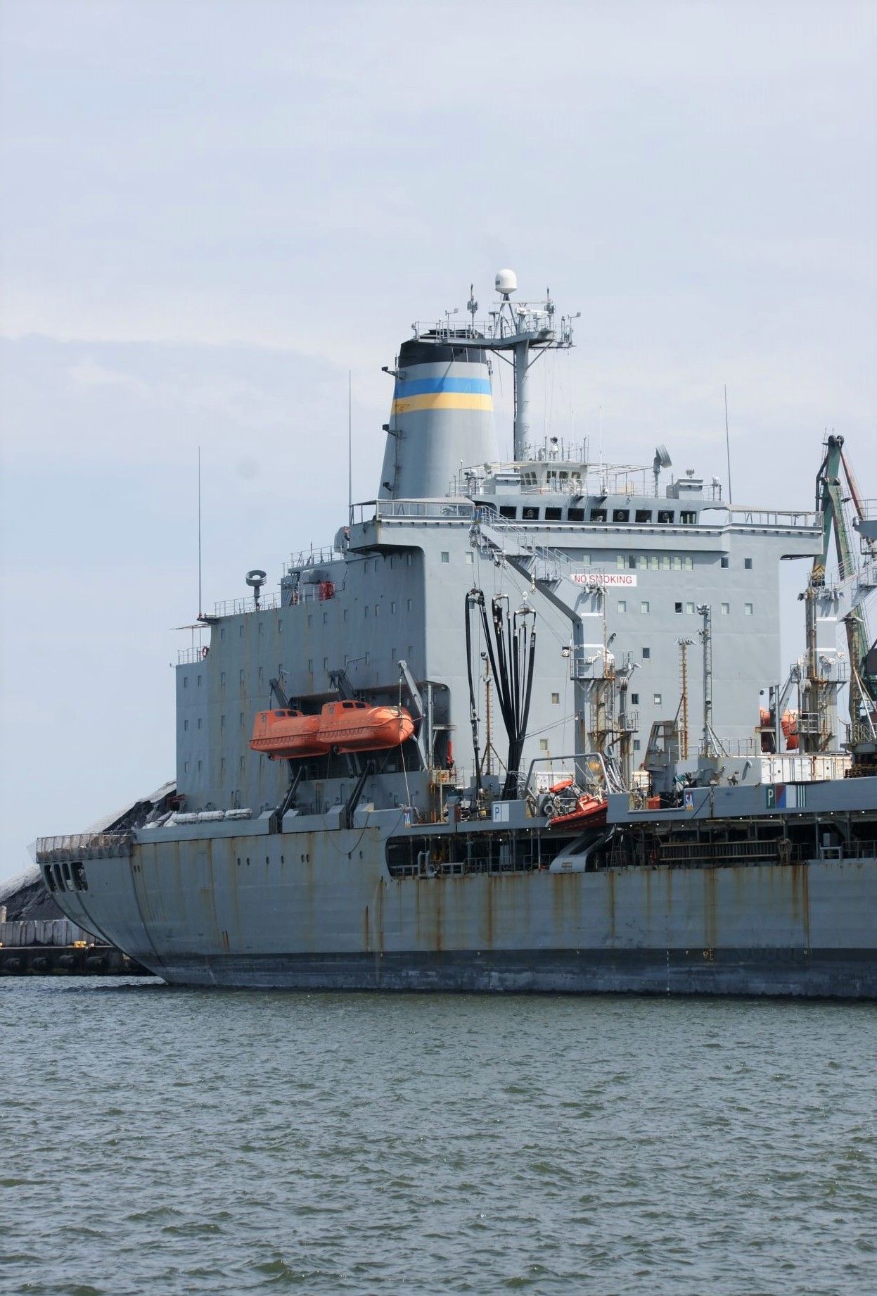 Amerykański zbiornikowiec USNS Joshua Humphreys w Gdyni [FOTO]