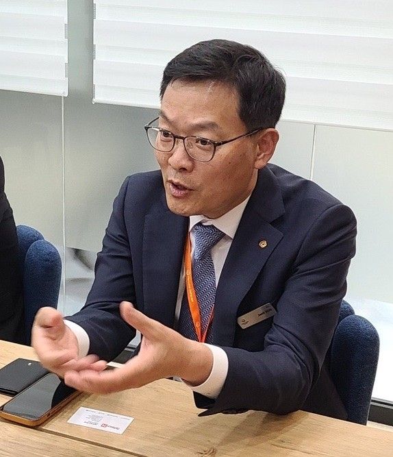 Hanwha Aerospace CEO: New Missiles for the Homar-K system