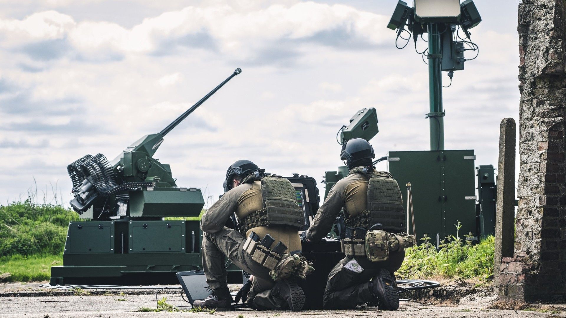 SKYctrl – czyli jak powinien wyglądać system antydronowy | Defence24