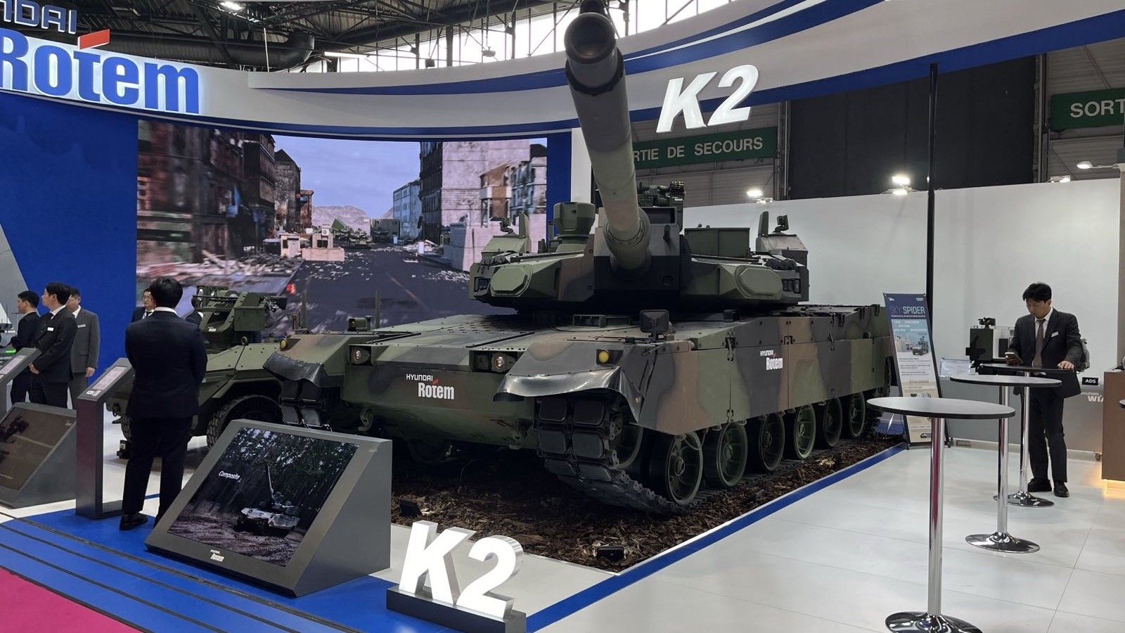 Eurosatory 2024: K2 z aktywną ochroną | Defence24