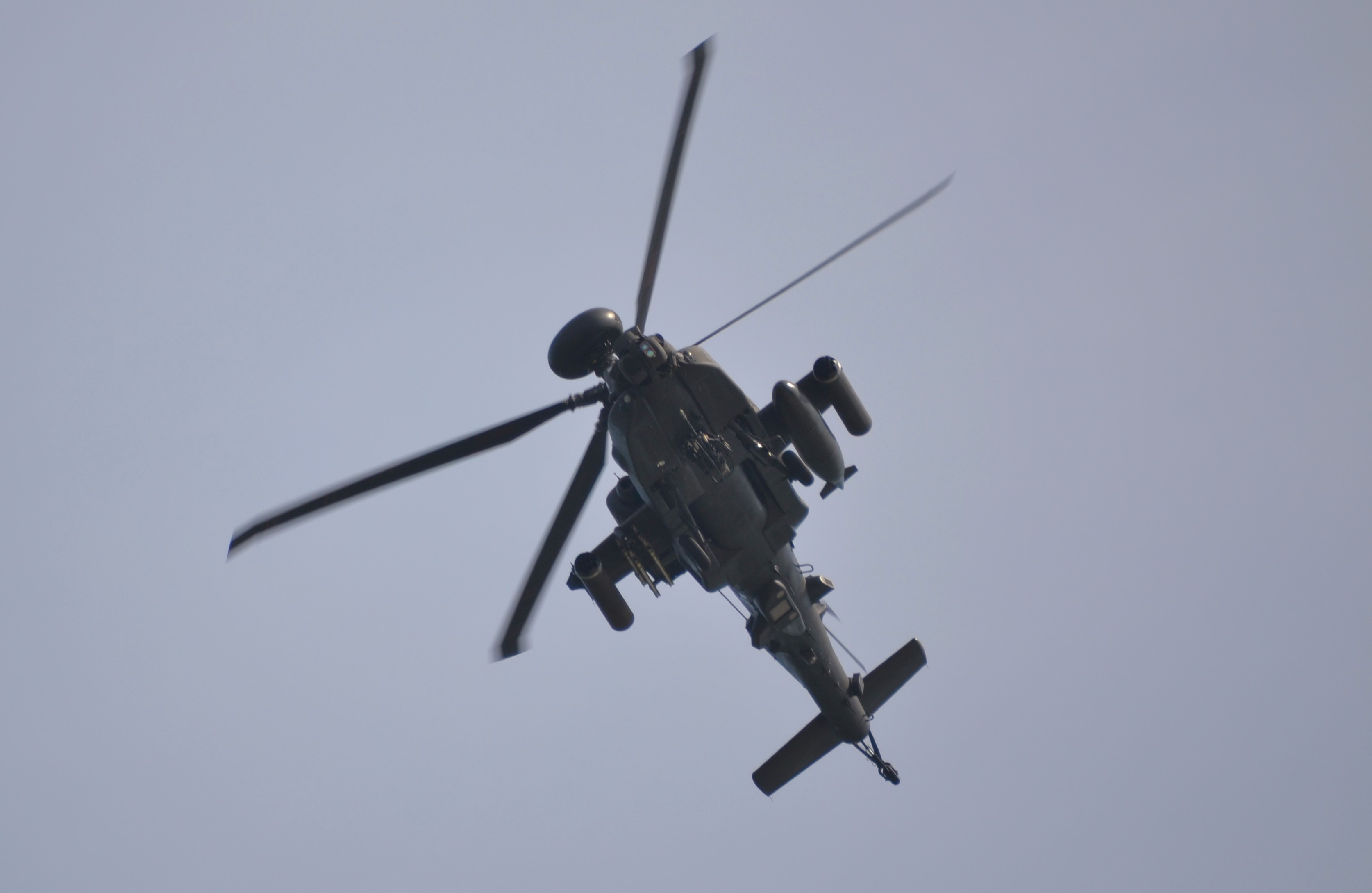 Polish Crews to Train on Apache Helicopters Like in the US: Polish ...