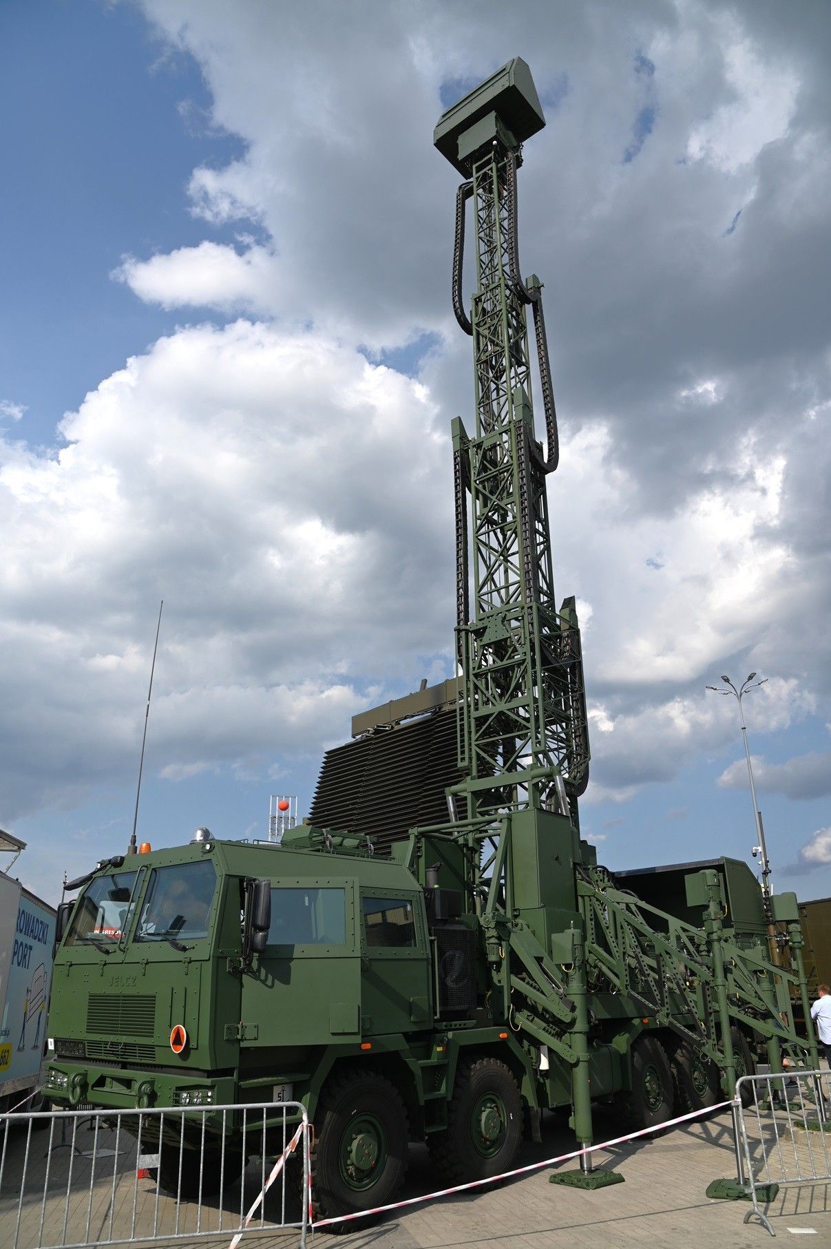 MSPO 2024: PIT RADWAR aż z czterema nowościami: w tym z samobieżną armatą SA-35