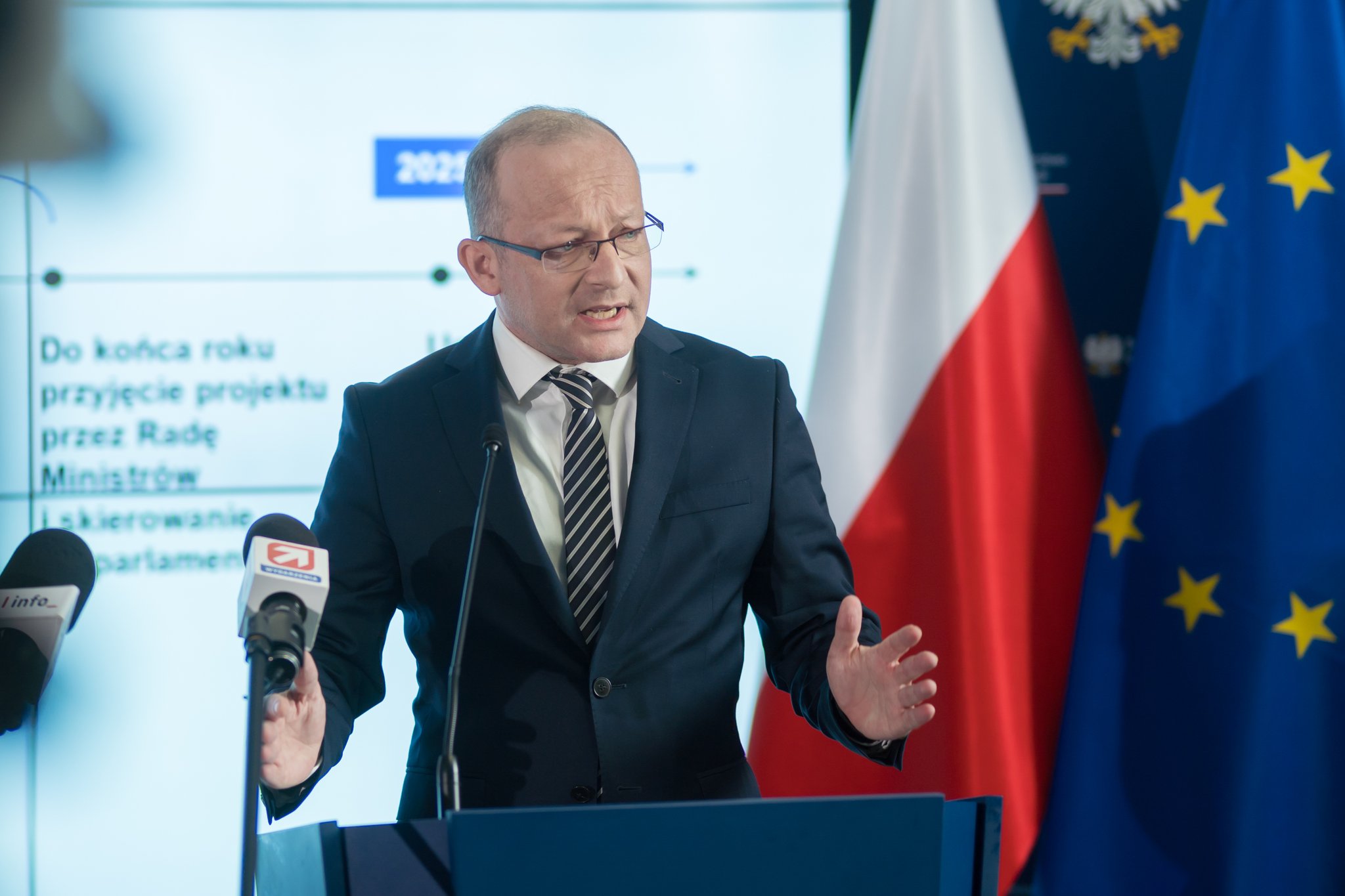 Nowelizacja ustawy o KSC. Kontrowersyjne zapisy, nieznaczne zmiany?