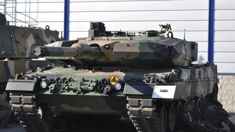 Leopard 2PL Tanks Readied for Deployment to Latvia [EXCLUSIVE]