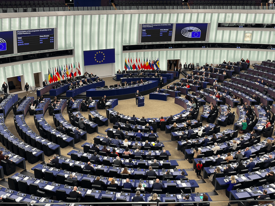 Nedobre novinky. Czesi wyprzedzili Polaków w transformacji energetycznej