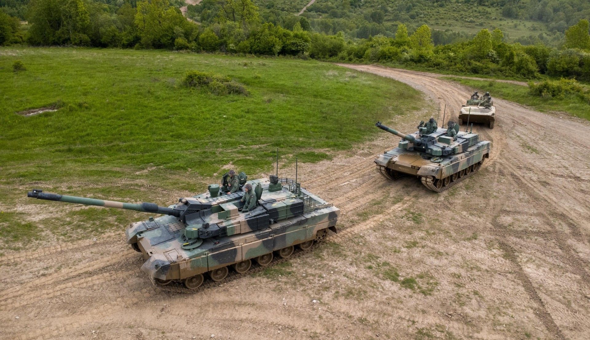 Więcej czołgów i artylerii z Korei w Polsce