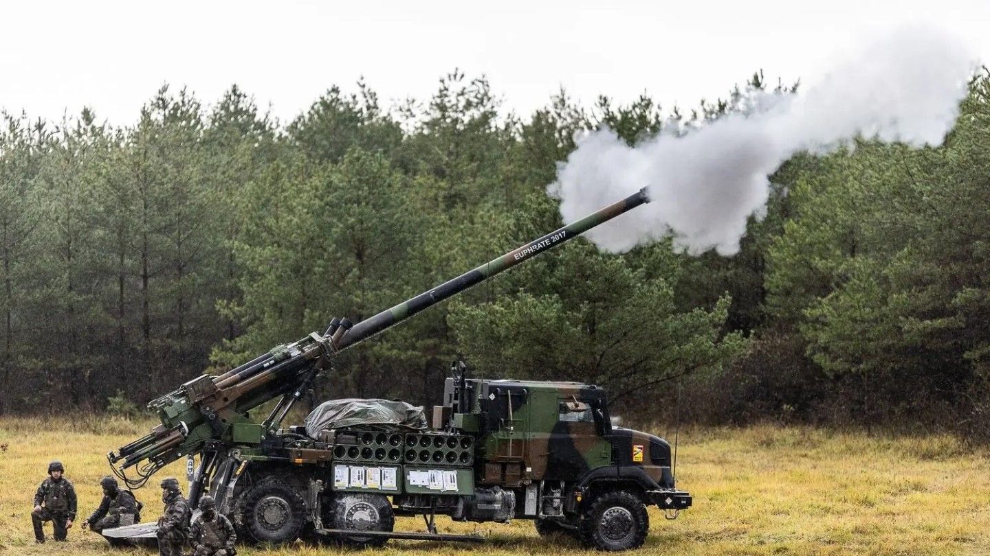 Francuzi myślą nad następcą CAESAR'a