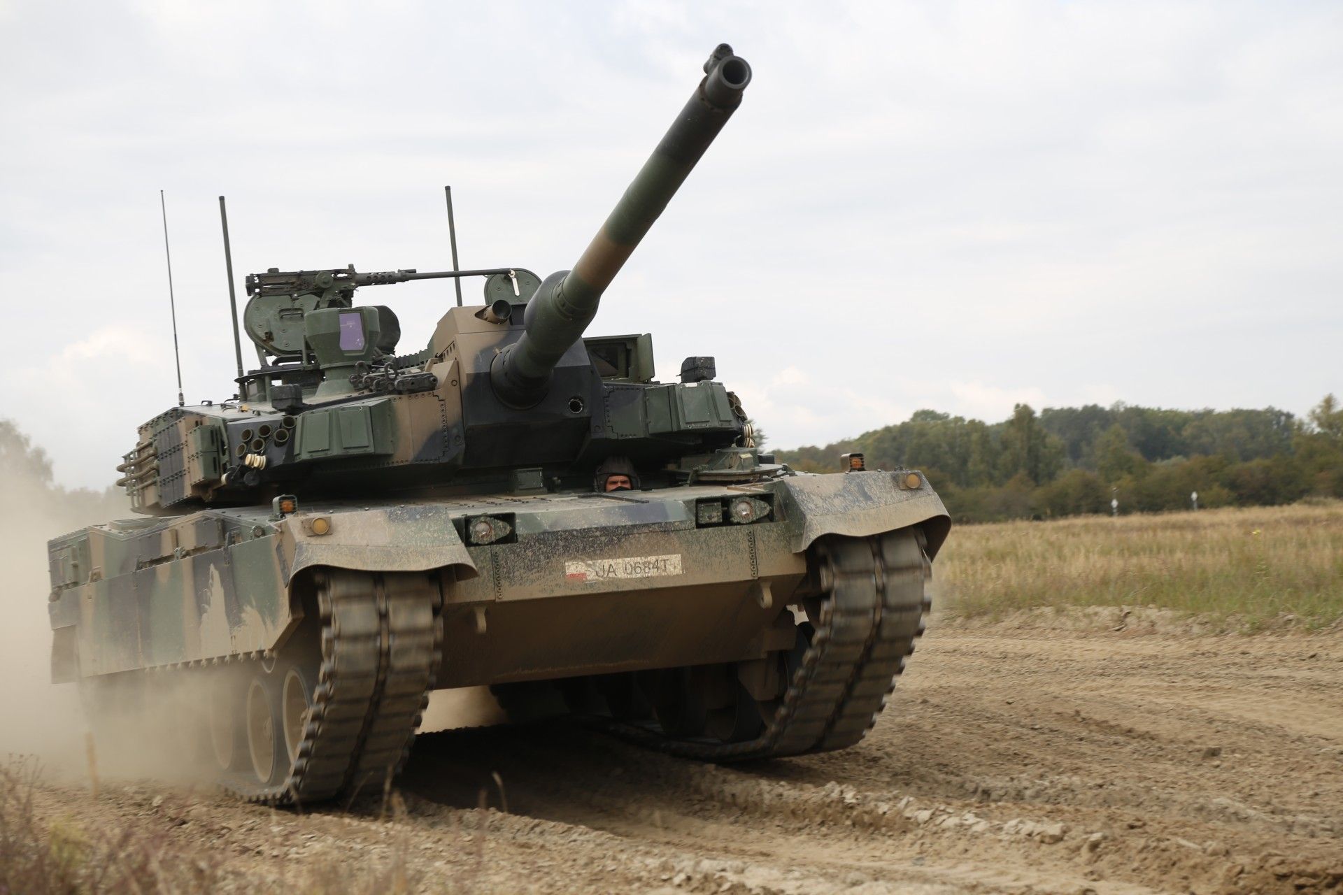 K2, antydrony i nowe strzelania. Wojsko Polskie pokazuje kierunek zmian [RELACJA]