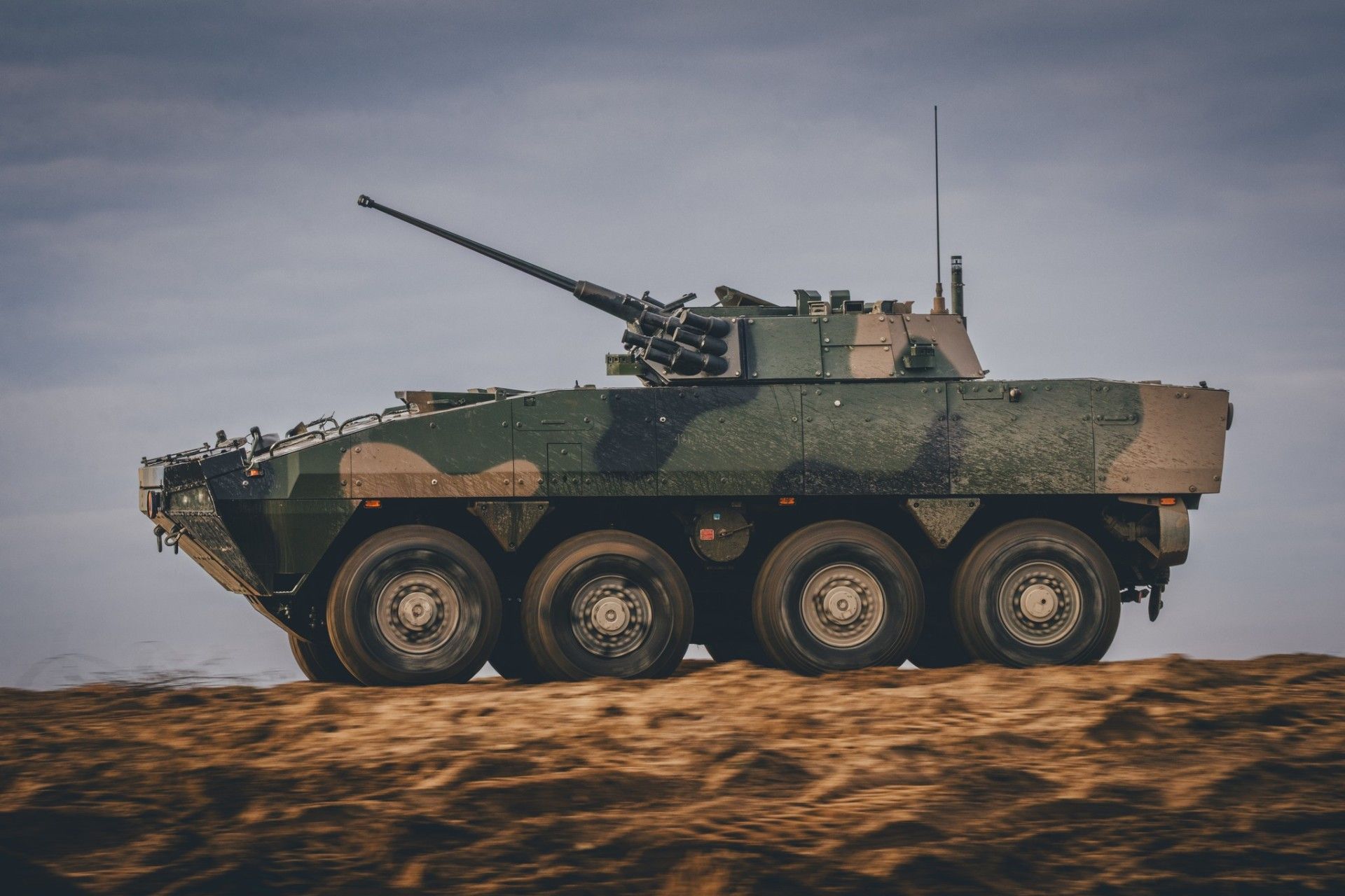 Po Borsuku – Ratel